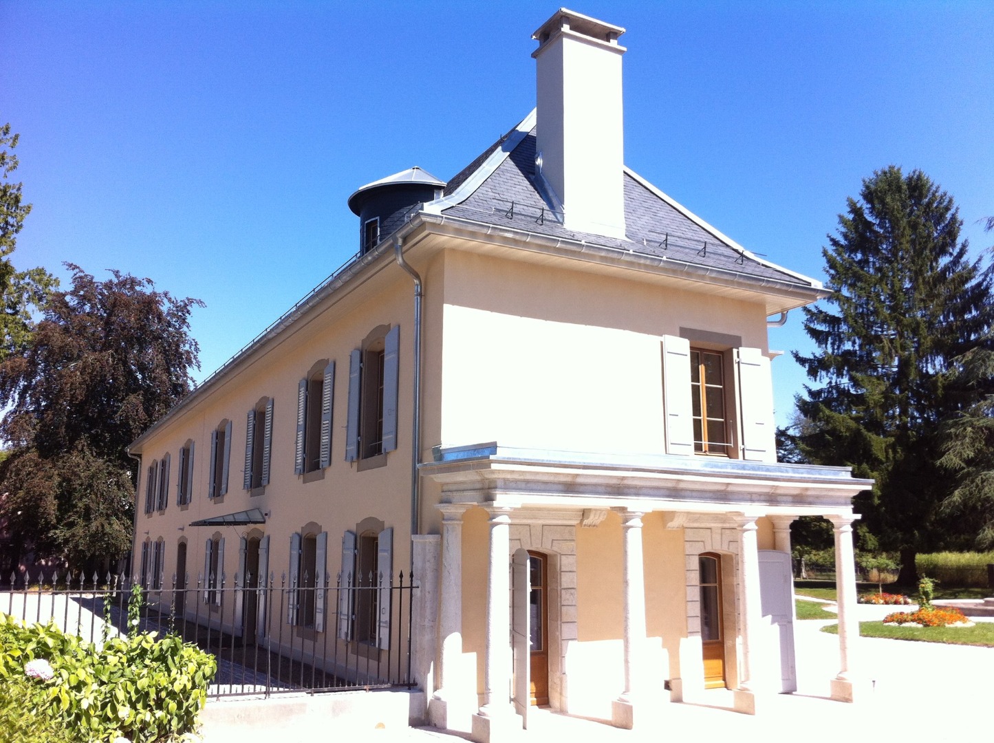 Réalisations - Louis Genève Sa